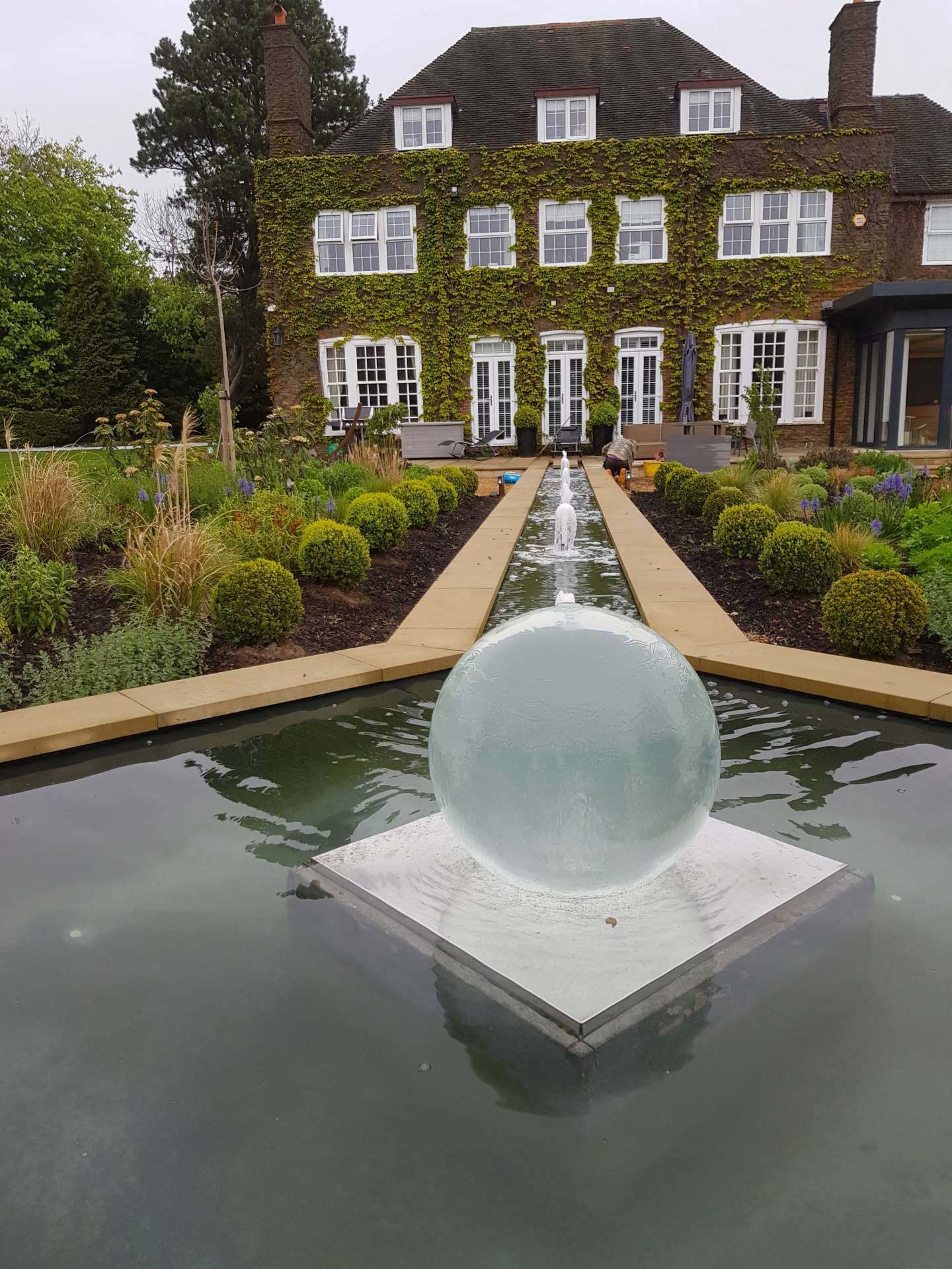 Garden & Outdoor Living Space Gallery | Innovate Garden Design